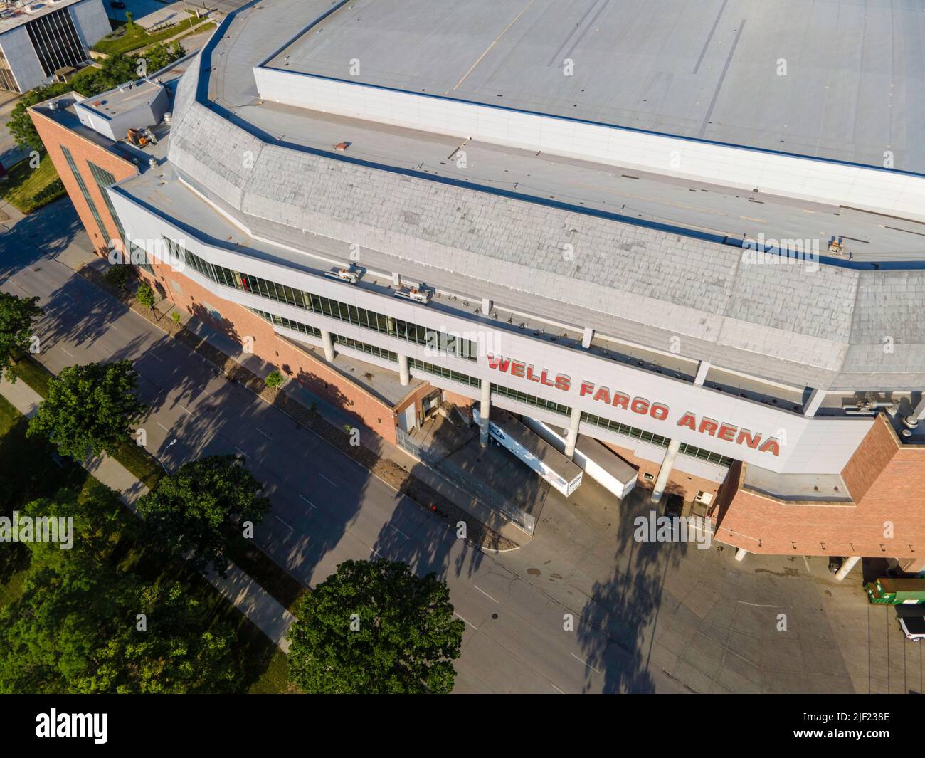 Aerial photograph of Des Moines, Iowa, USA, on a beautiful summer ...