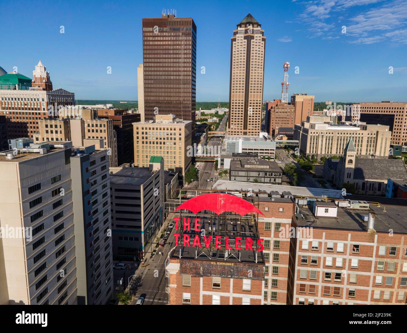 Aerial photograph of Des Moines, Iowa, USA, on a beautiful summer ...