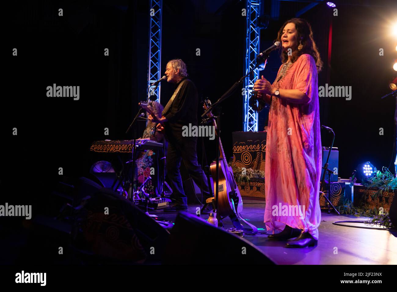 lead singer Shane Howards of The Goanna Band perform live onstage for ...