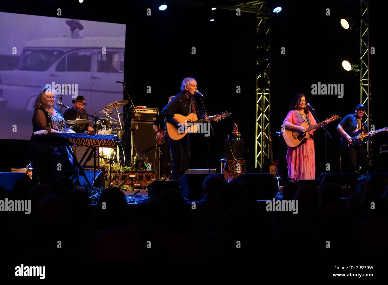lead singer Shane Howards of The Goanna Band perform live onstage for ...