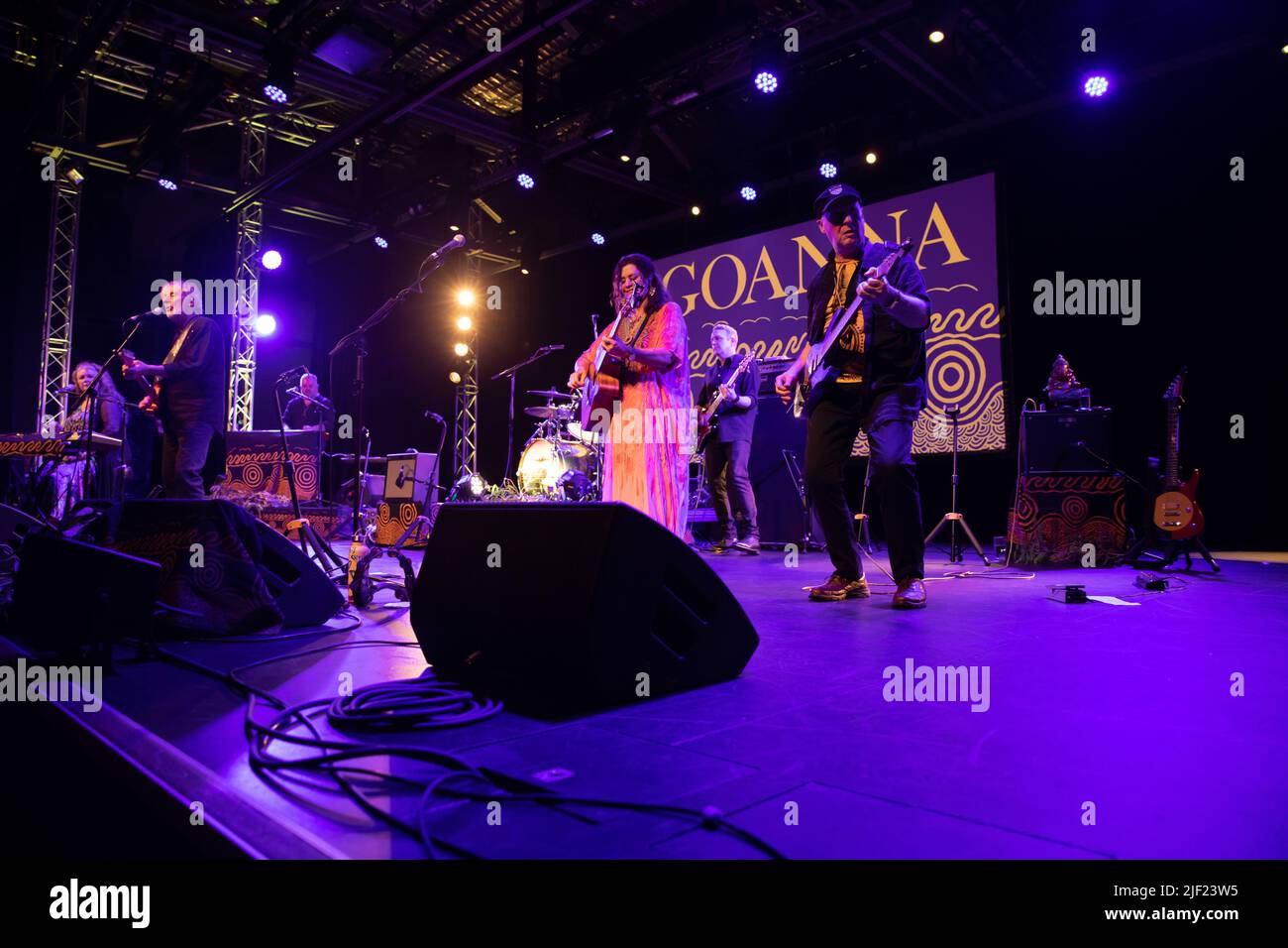 lead singer Shane Howards of The Goanna Band perform live onstage for ...