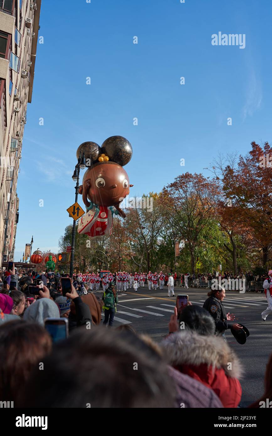 Manhattan, USA - 24. November 2021: Ada Twist Balloon shown at the ...