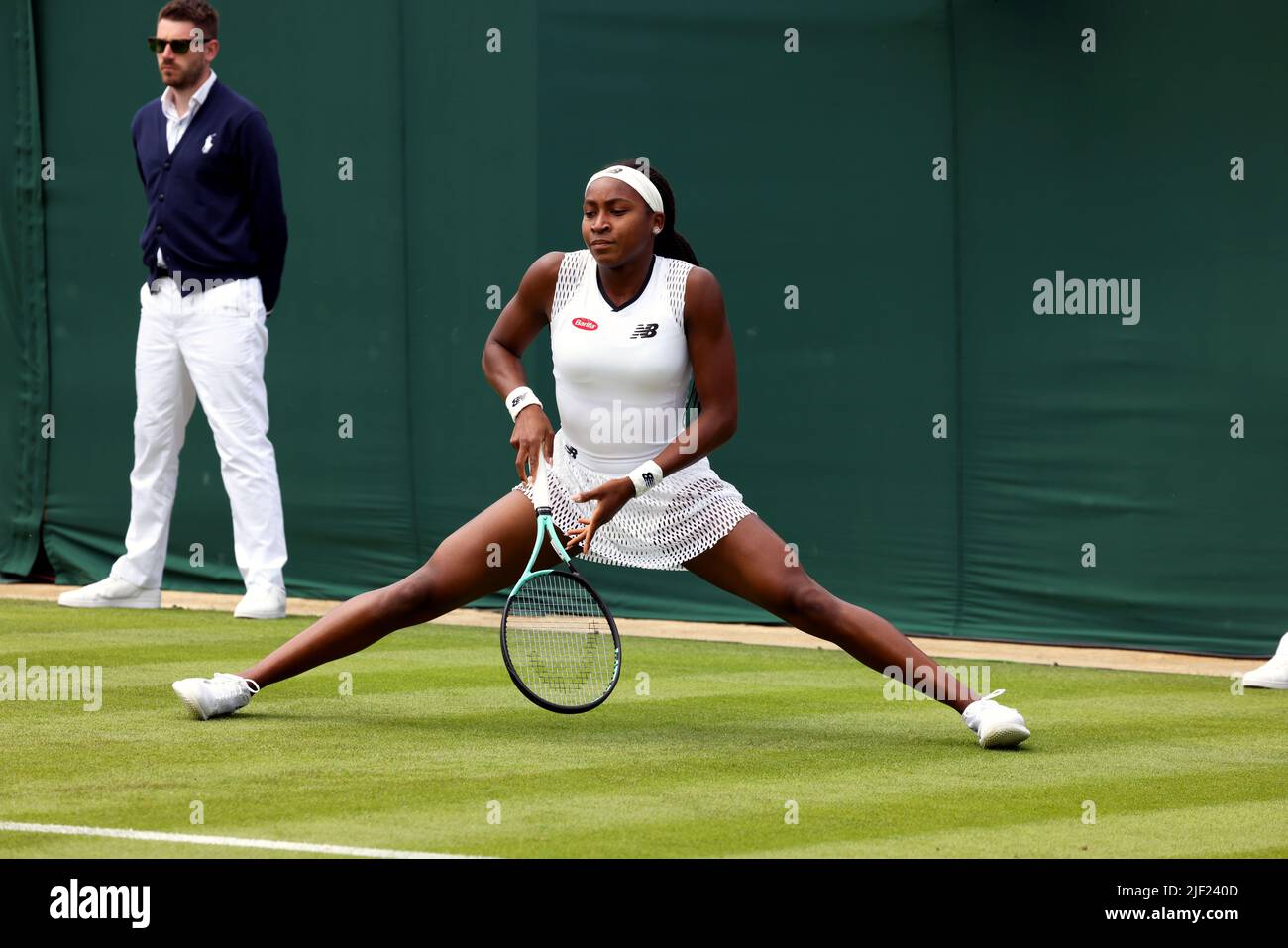 Coco gauf grass court tennis hi-res stock photography and images - Alamy