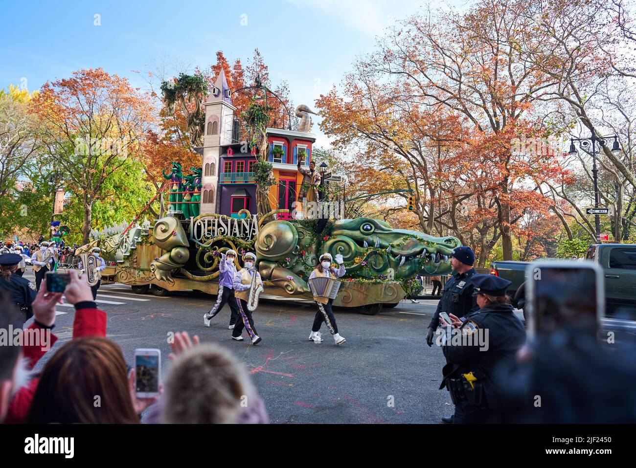 Manhattan, USA - 24. November 2021: Louisiana Parade Float during ...