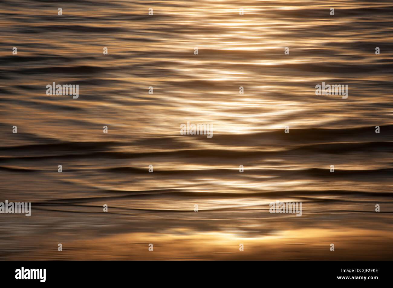 Sun reflection on wave at Tanjung Aru Beach, Kota Kinabalu, Sabah ...