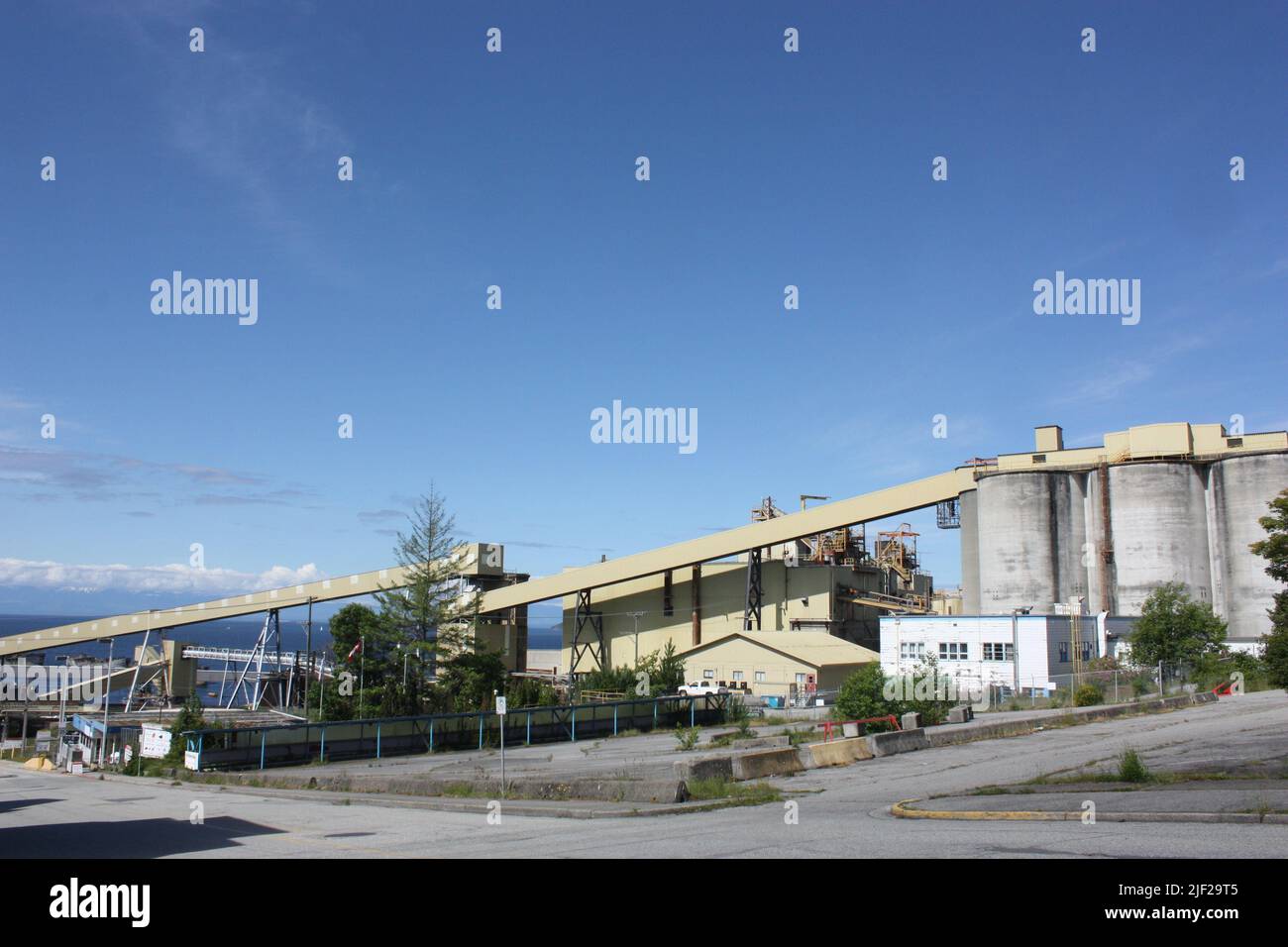 The former paper mill at Townsite, Powell River Stock Photo - Alamy