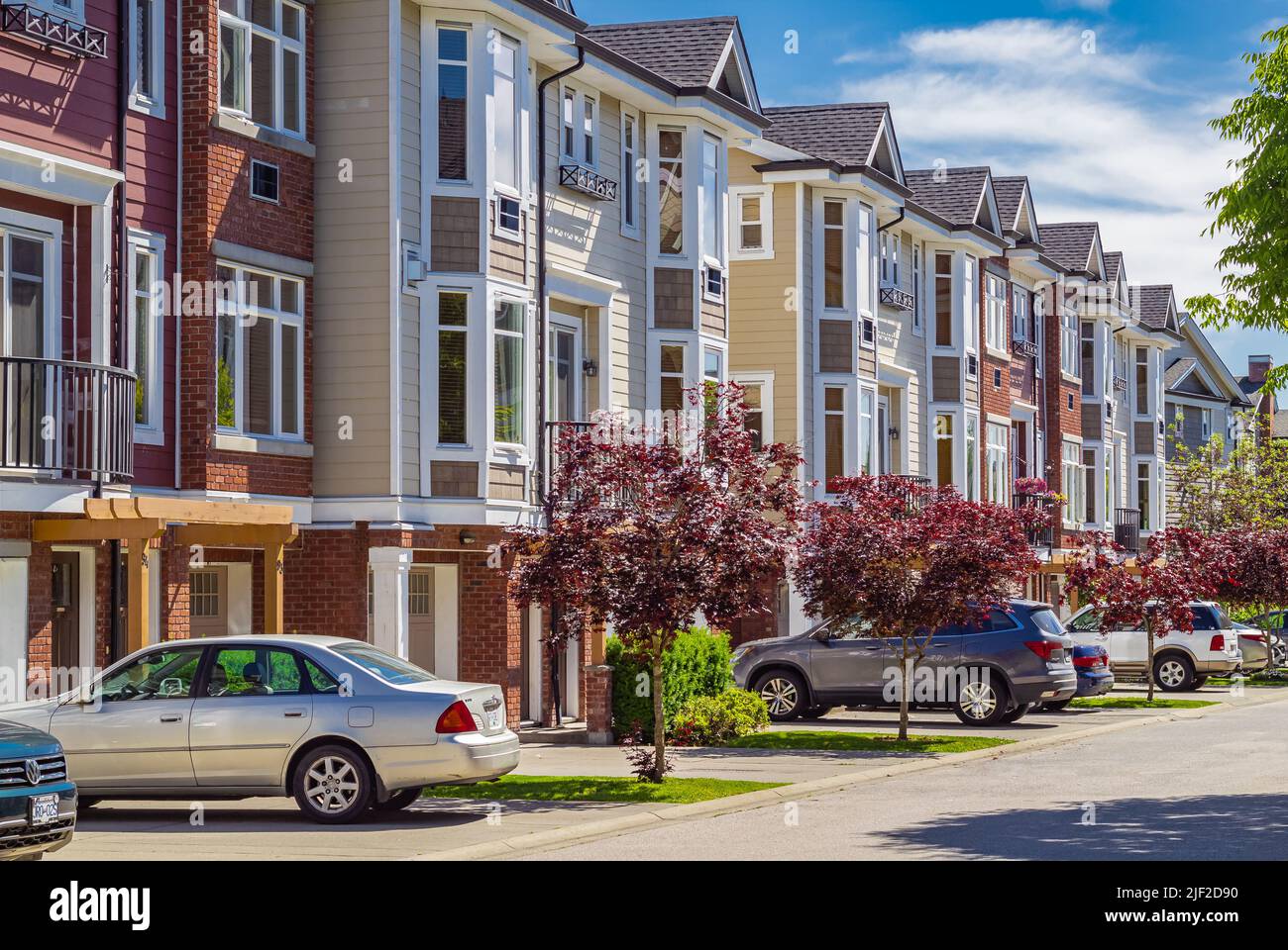 New Modern Apartment Buildings in Vancouver BC. Canadian modern ...