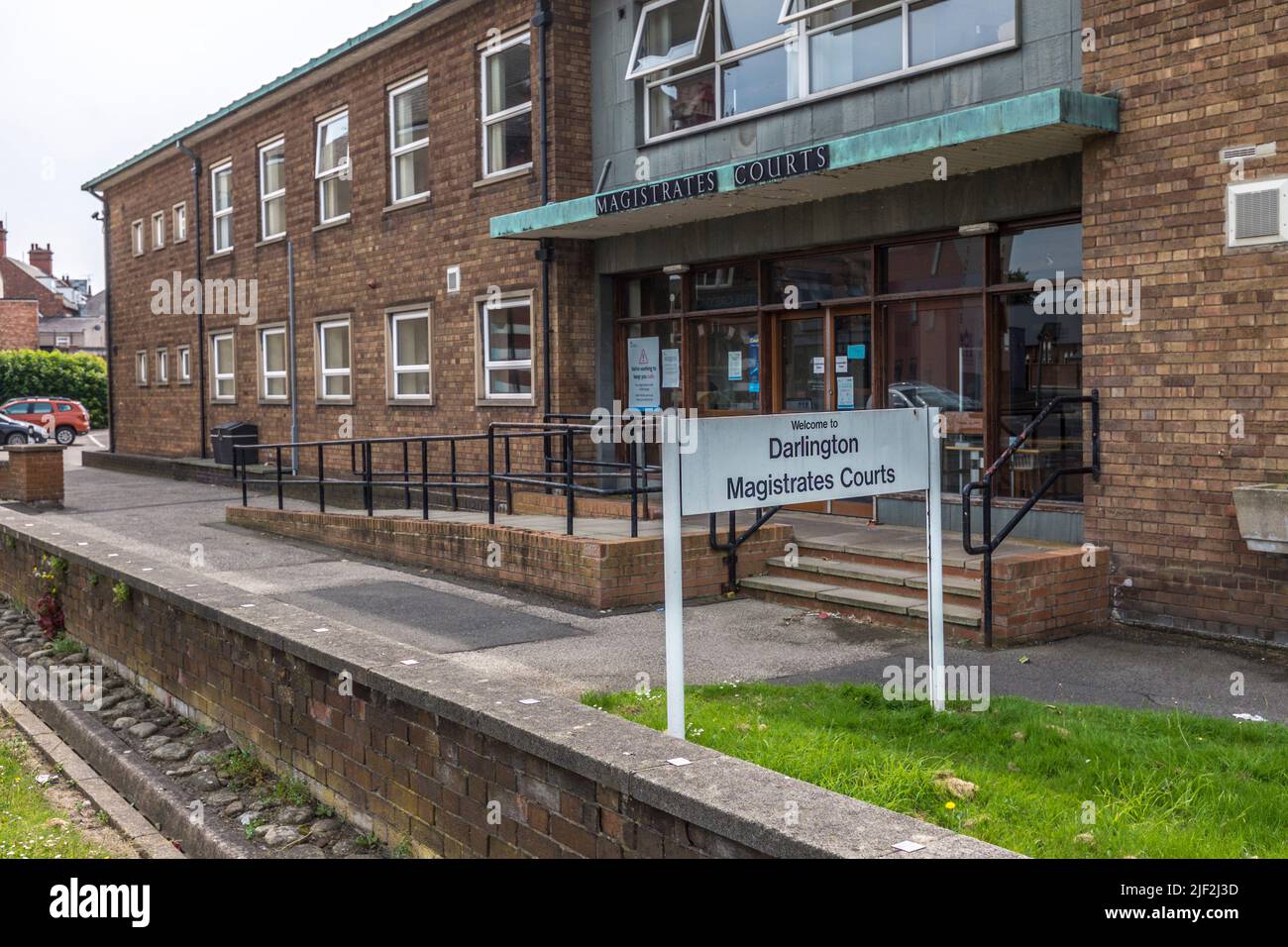 Court level hi-res stock photography and images - Alamy