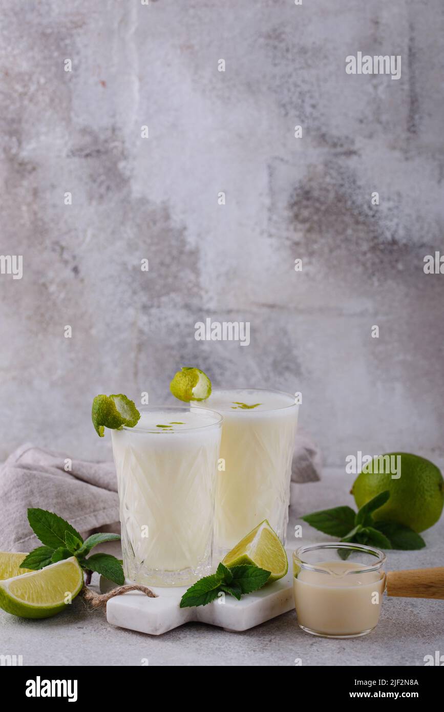 Brazilian lemonade hi-res stock photography and images - Alamy