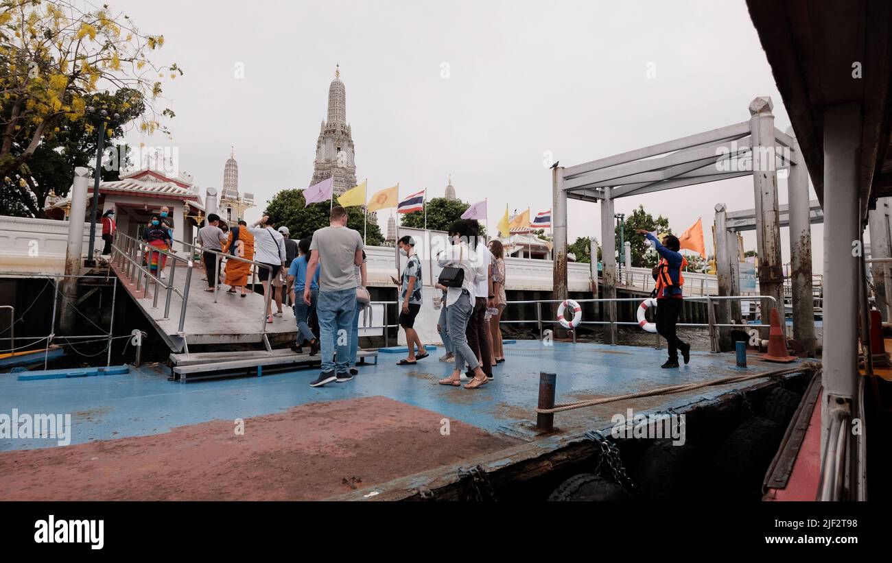 Chao Phraya River Express Boat Pier Bangkok Thailand Stock Photo - Alamy