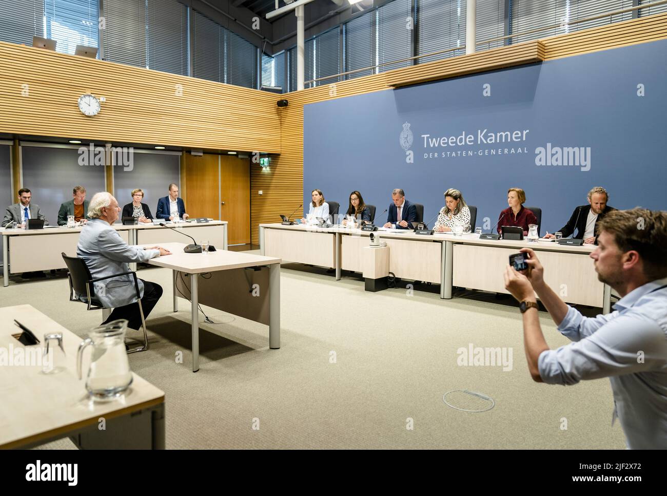 Survey interrogations hi-res stock photography and images - Alamy