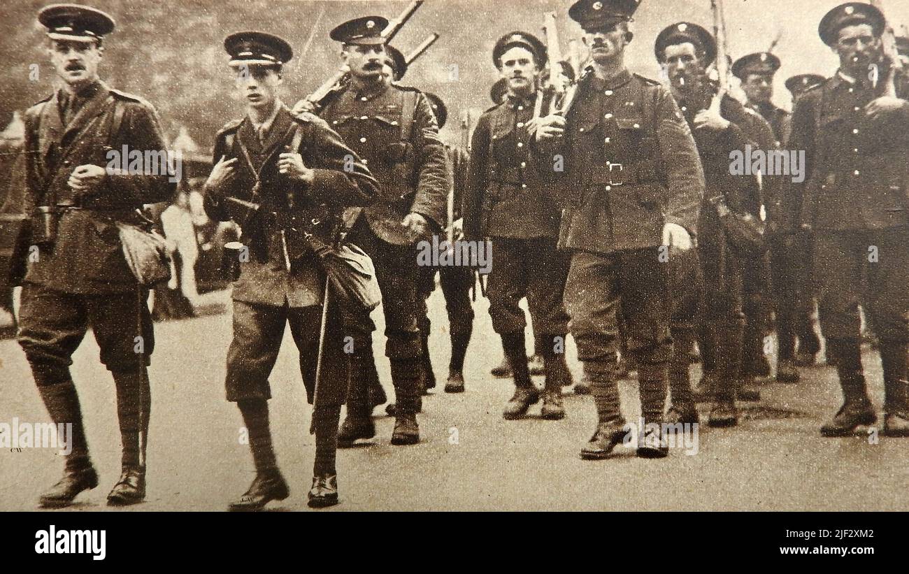 In uniform of the grenadier guards hi-res stock photography and images ...