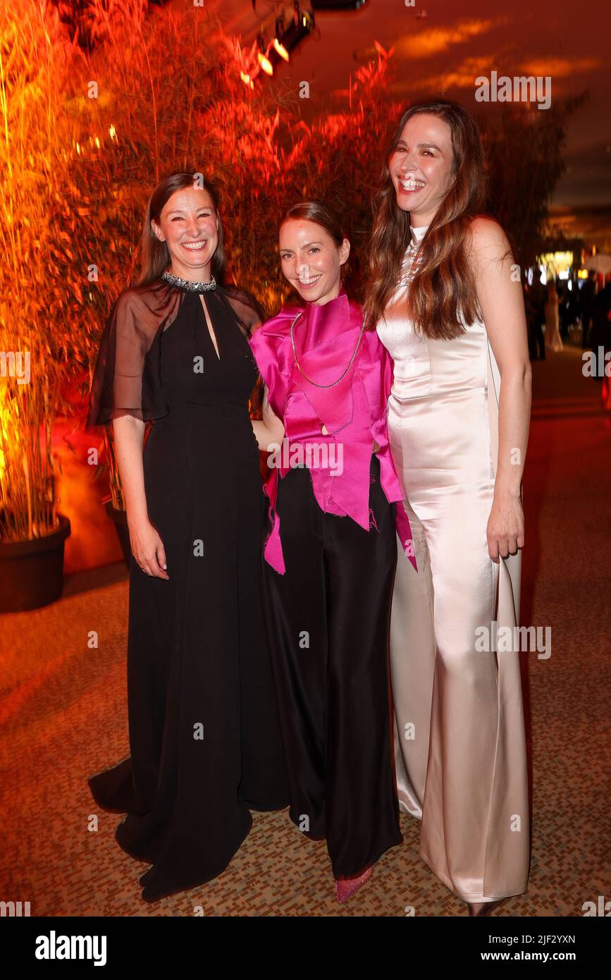 Berlin, Germany. 24th June, 2022. Alexandra Maria Lara (l-r), Katharina ...