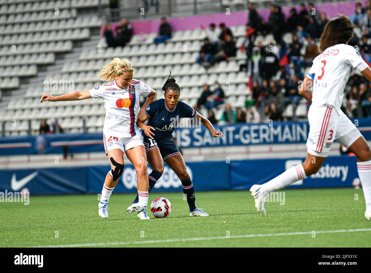 Lindsey Horan of OL and Ashley Lawrence of PSG during the Women's ...