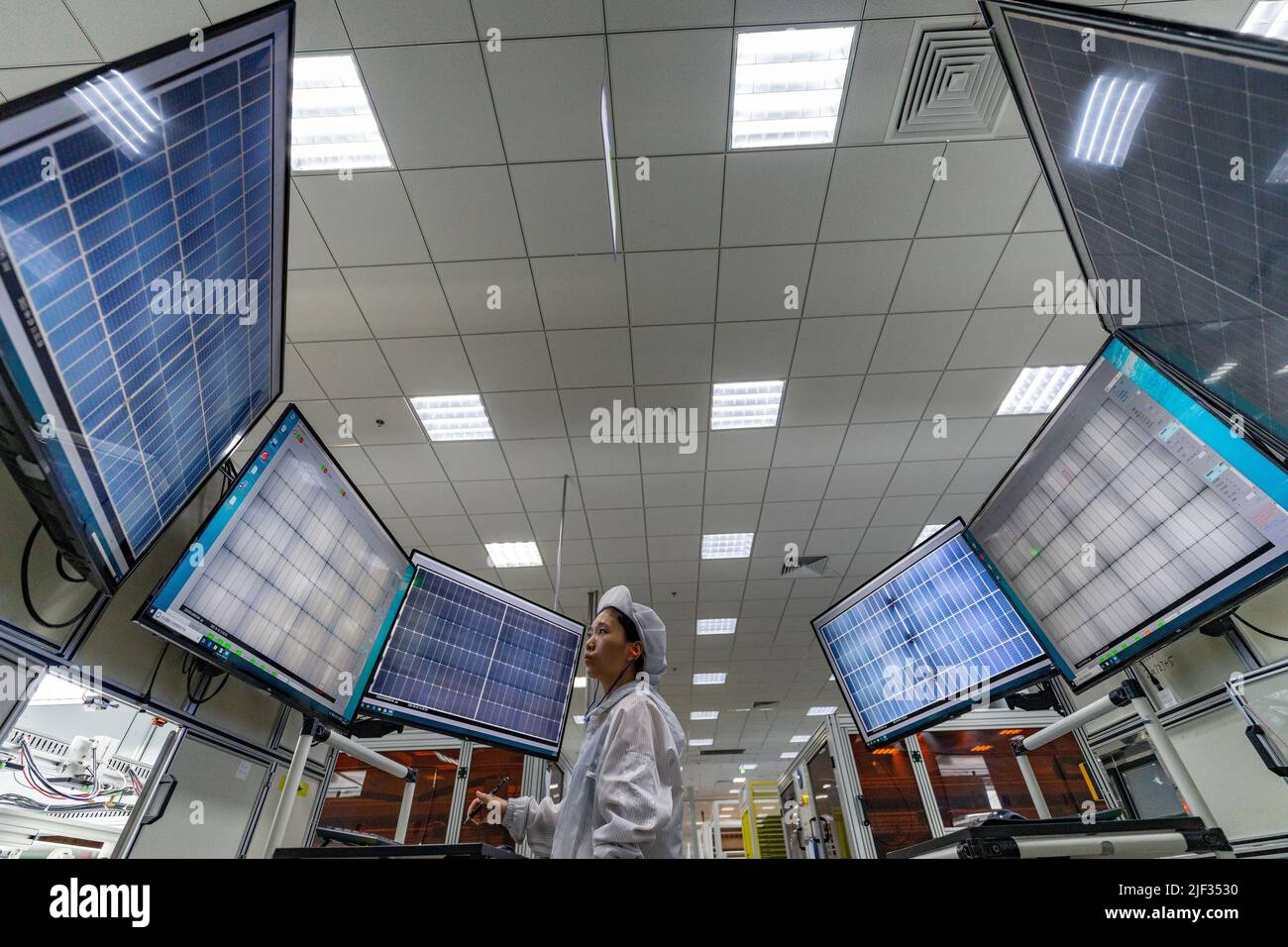 HEFEI, CHINA - JUNE 29, 2022 - Workers monitor the quality of ...