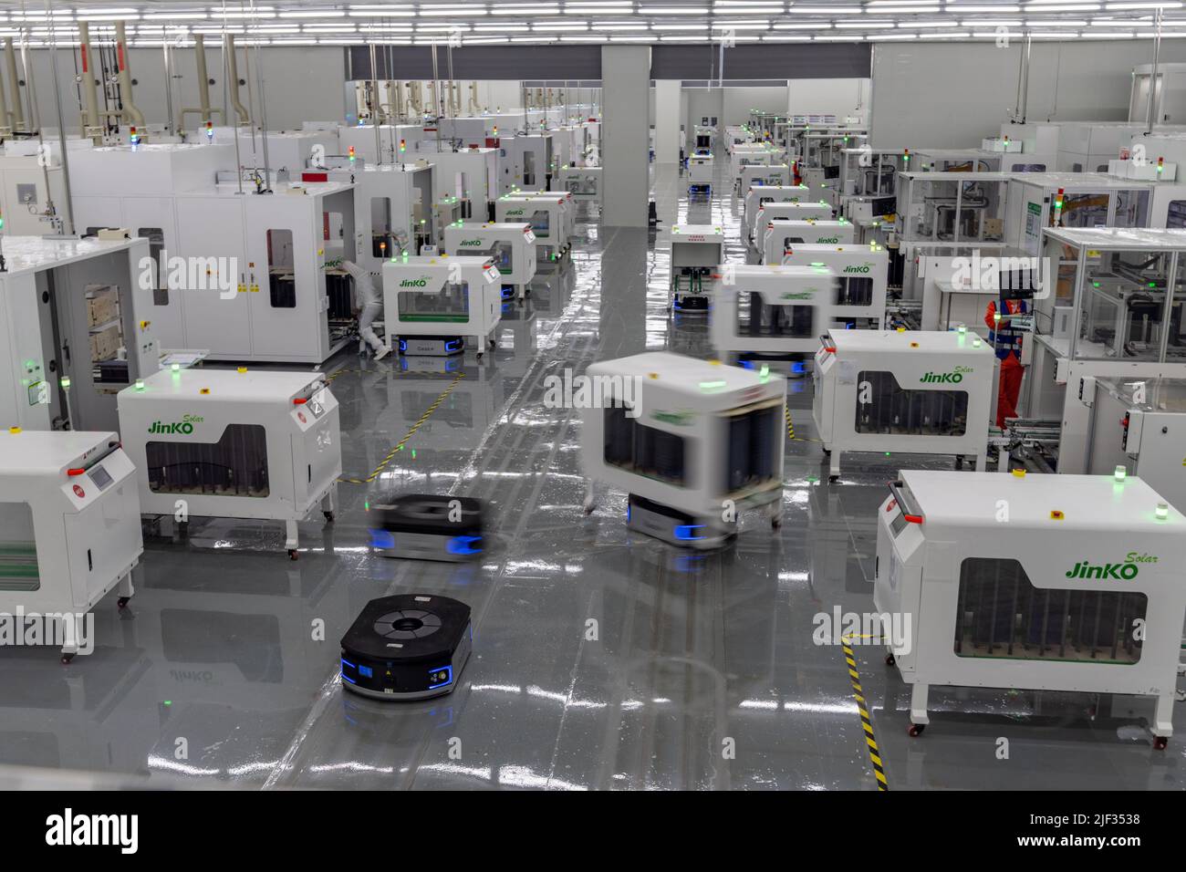 HEFEI, CHINA - JUNE 29, 2022 - Robots transport silicon wafers used to ...