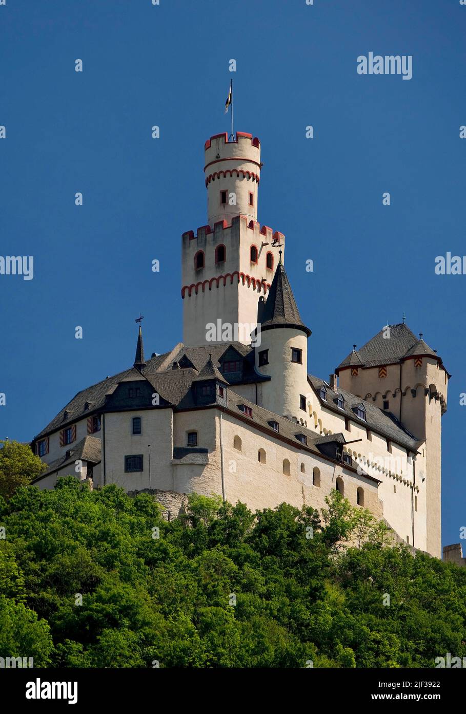 Marksburg castle, the only medieval hilltop castle on the Middle Rhine ...