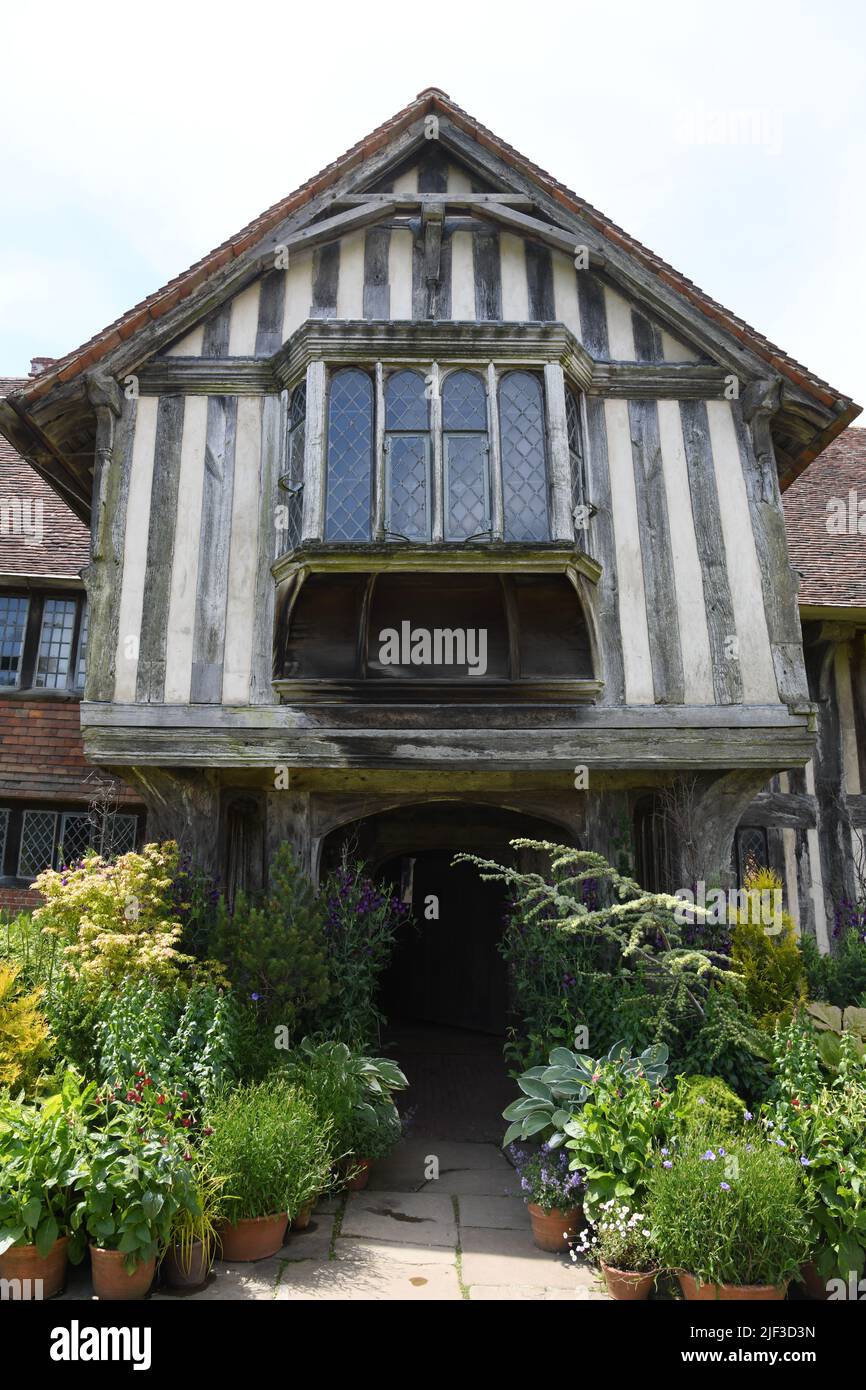 Medieval porch hi-res stock photography and images - Alamy