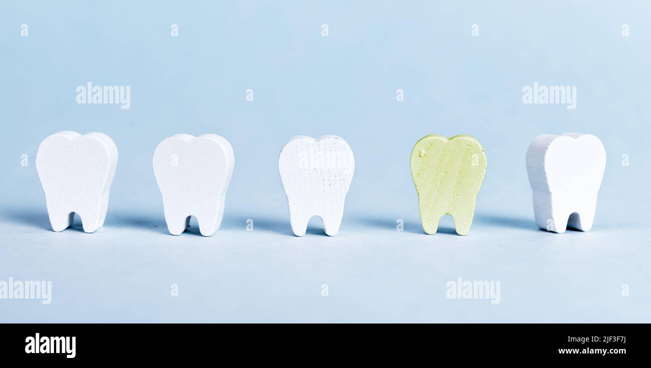 Human teeth row hi-res stock photography and images - Alamy