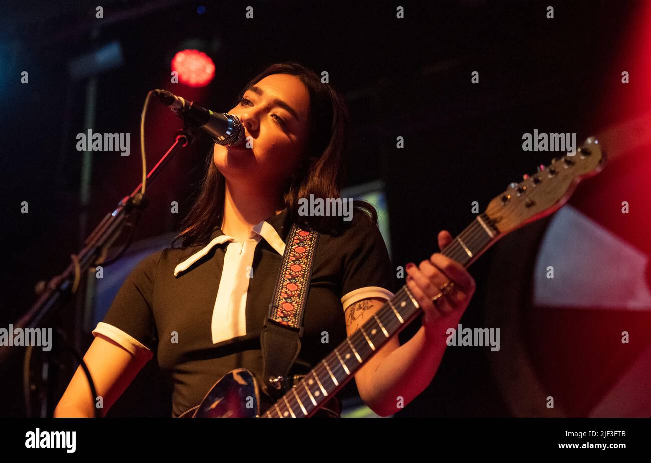 The mysterines singer hi-res stock photography and images - Alamy