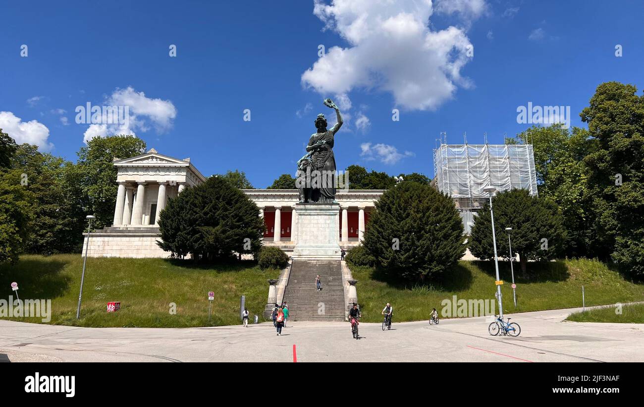 Bavaria statue in Munich, Bavaria, Germany Stock Photo - Alamy