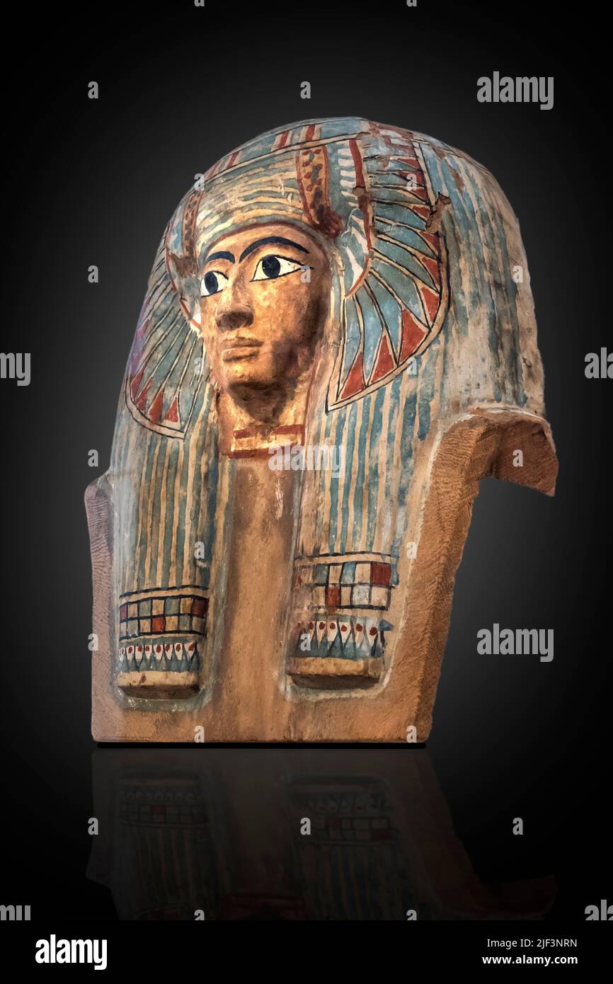 Mummy head hi-res stock photography and images - Alamy