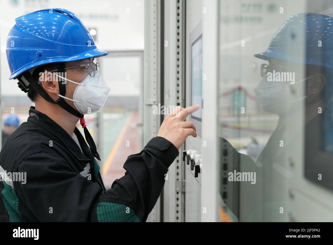 Mudanjiang, China's Heilongjiang Province. 29th June, 2022. A staff ...