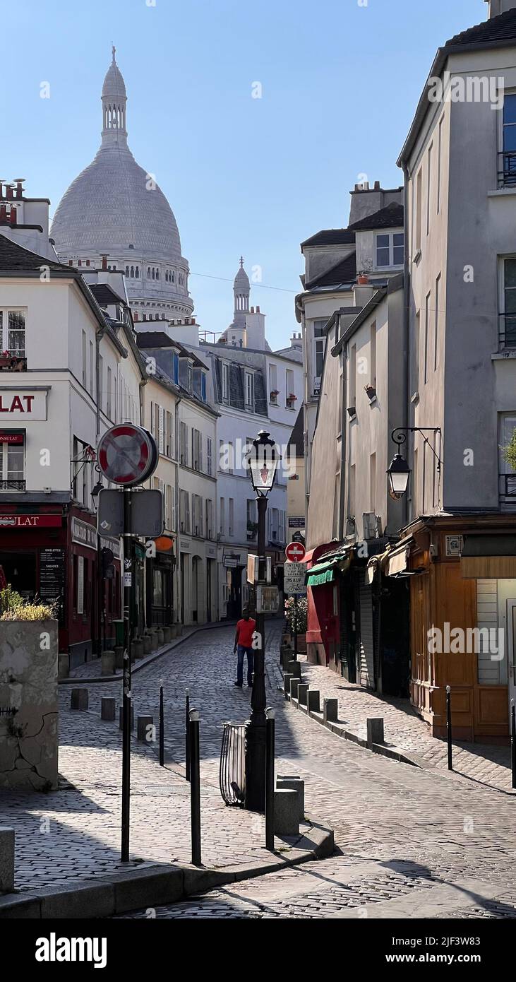 Basilic du Sacre Coeur en Paris France - Montemartre Stock Photo - Alamy