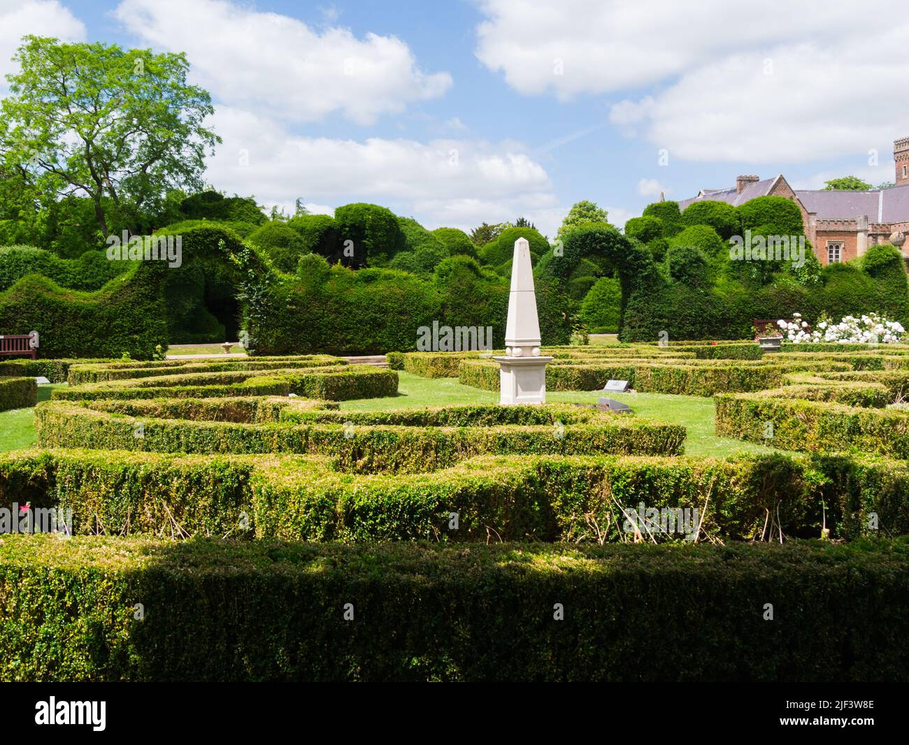Formal gardens of Ayscoughfee Hall Spalding Lincolnshire England UK ...