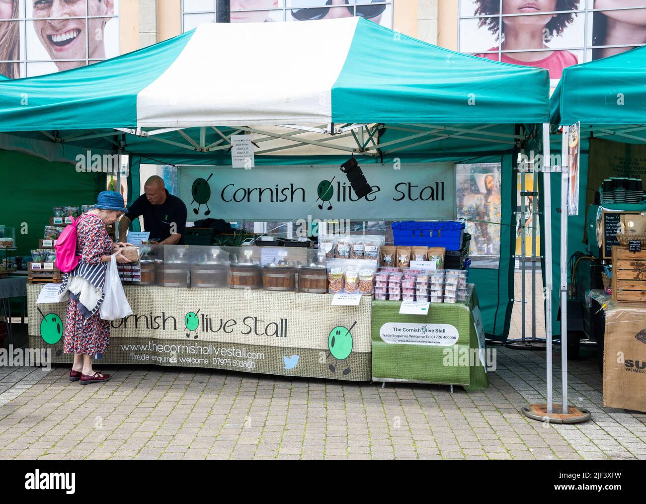 Cornish live stall hi-res stock photography and images - Alamy