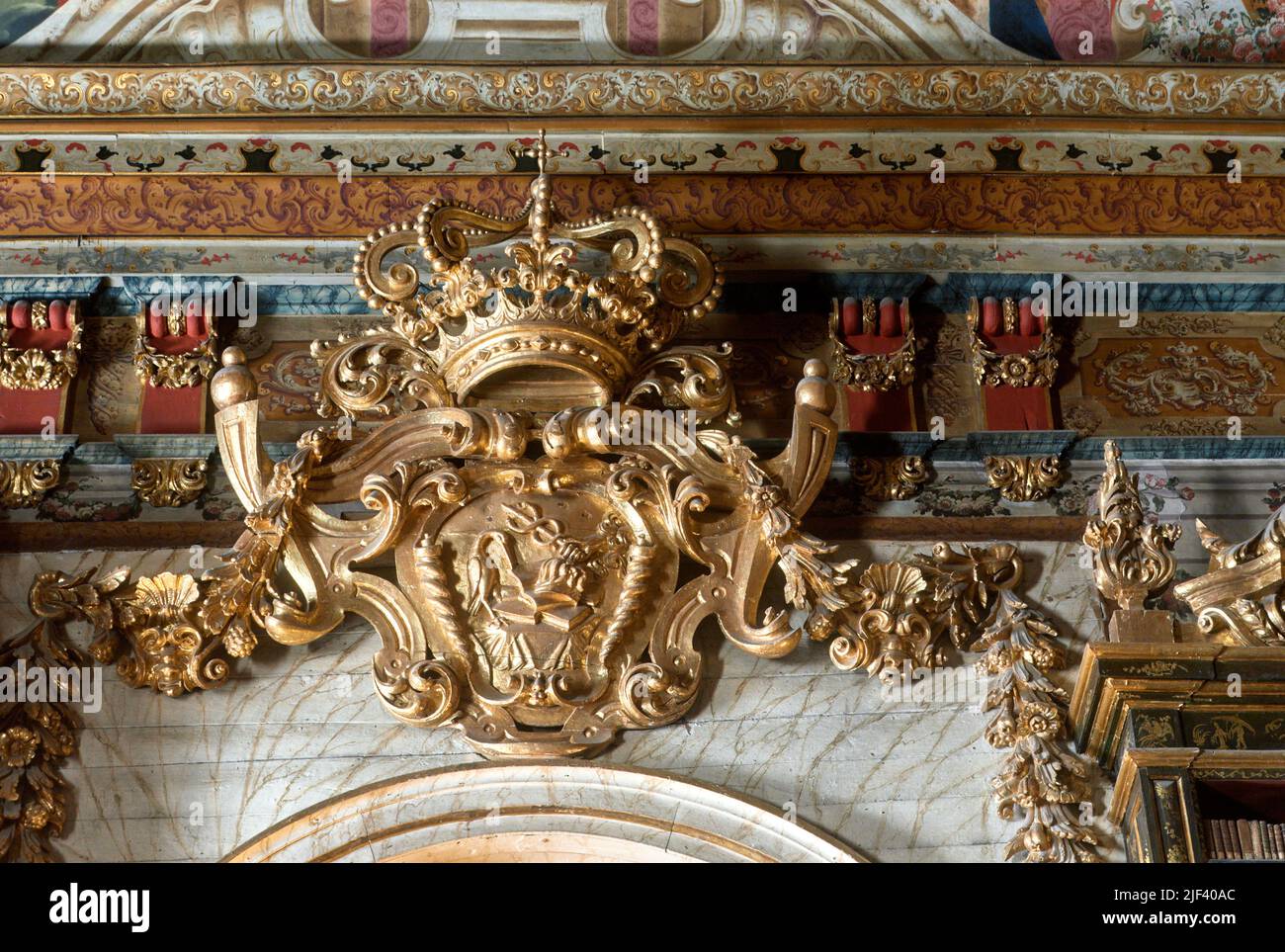 inside the Biblioteca Joanina, Joanine Library in the University of ...