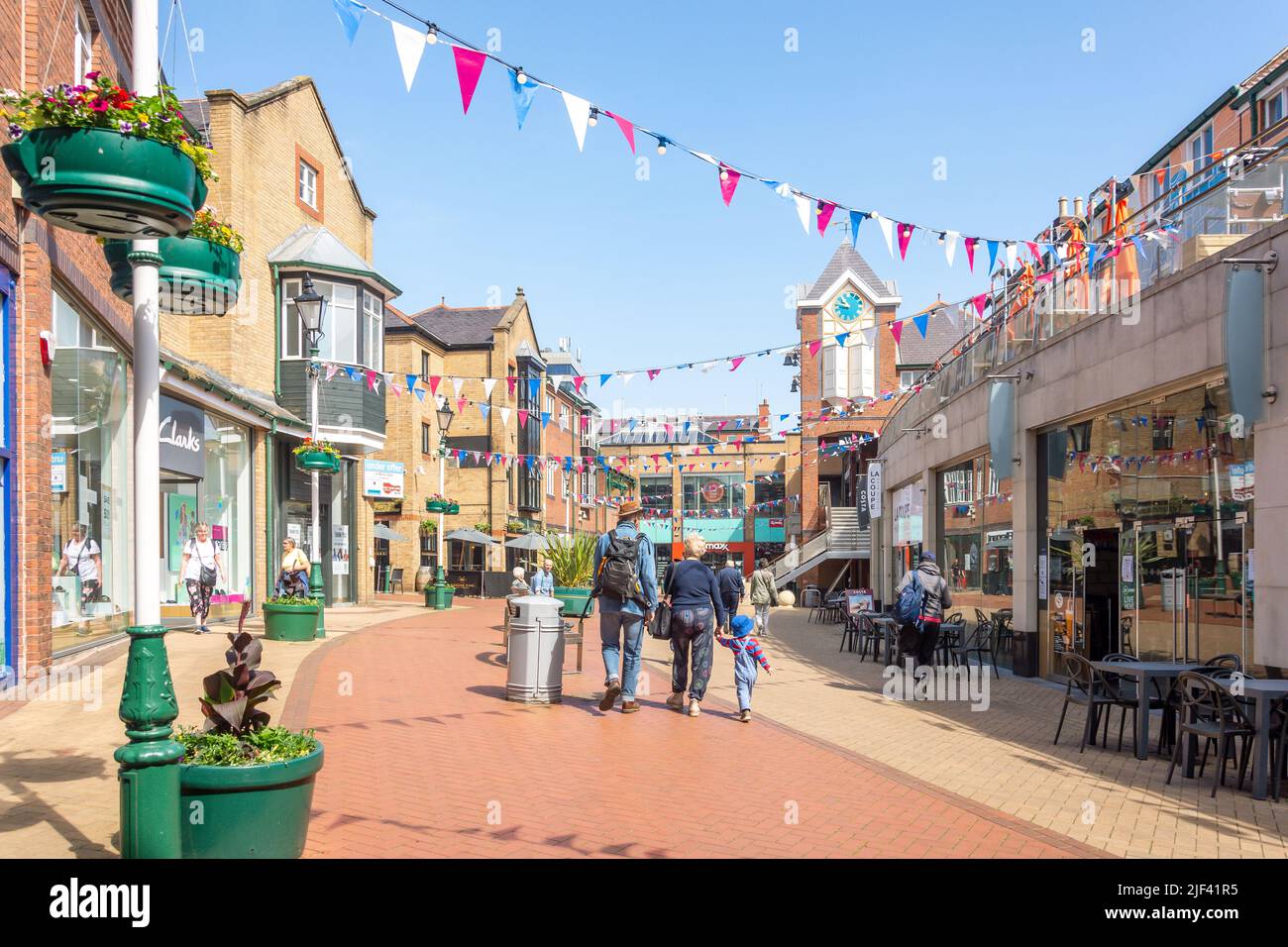Orchard Square retail complex, Orchard Square, Sheffield, South ...
