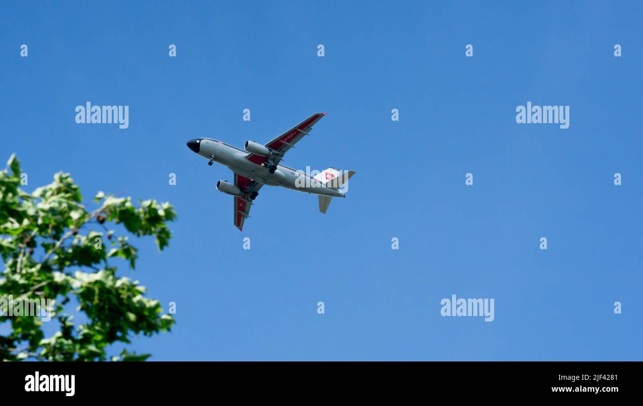 A British Airways Airbus A320 landing at London Heathrow in the BEA ...
