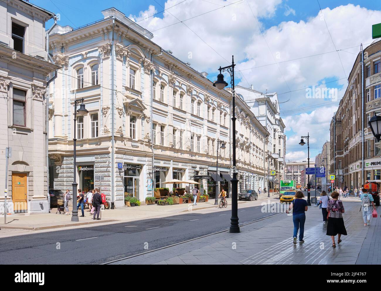 Former profitable house with stores of S.V. Davydova-Kh.D. Spiridonov ...
