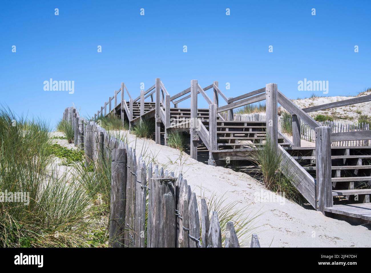 Crossover west hi-res stock photography and images - Alamy