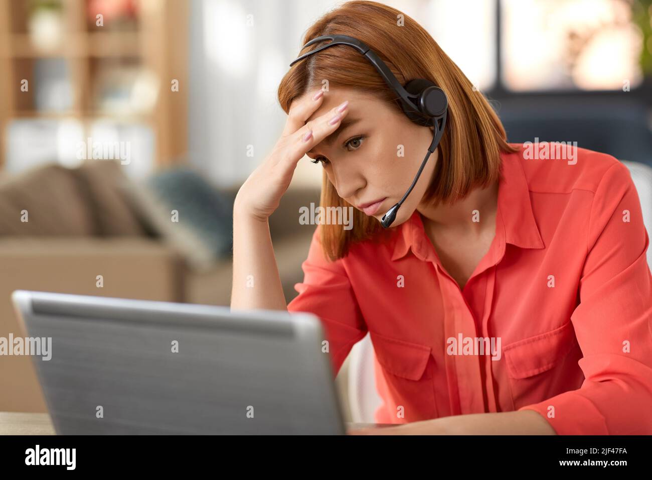 Woman with headset sad hi-res stock photography and images - Alamy