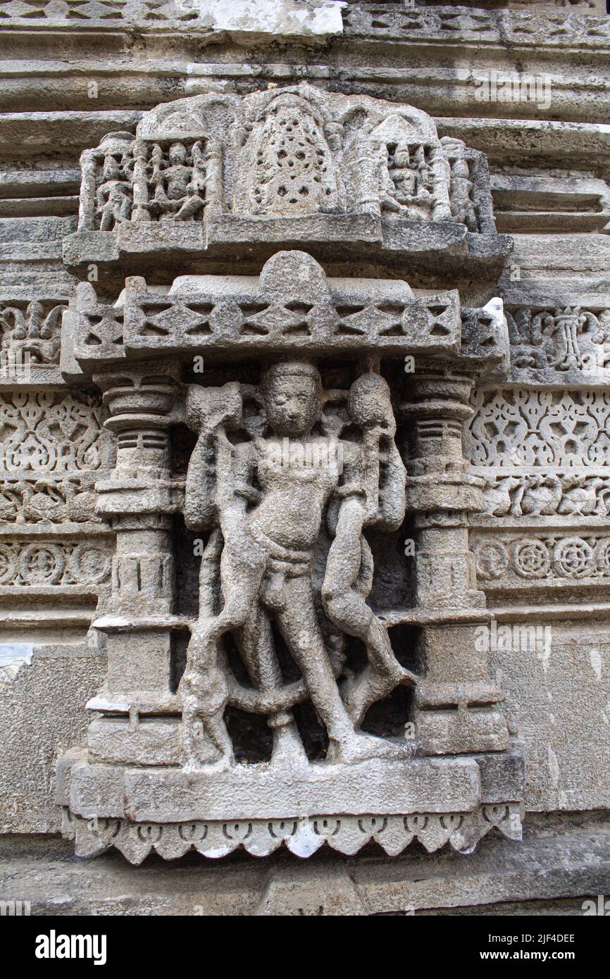 Shiv temple noted for its beautiful sculptures and carvings, Kukdeshwar ...