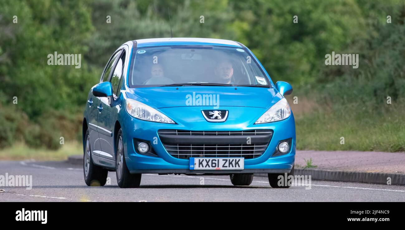 New peugeot logo hi-res stock photography and images - Alamy