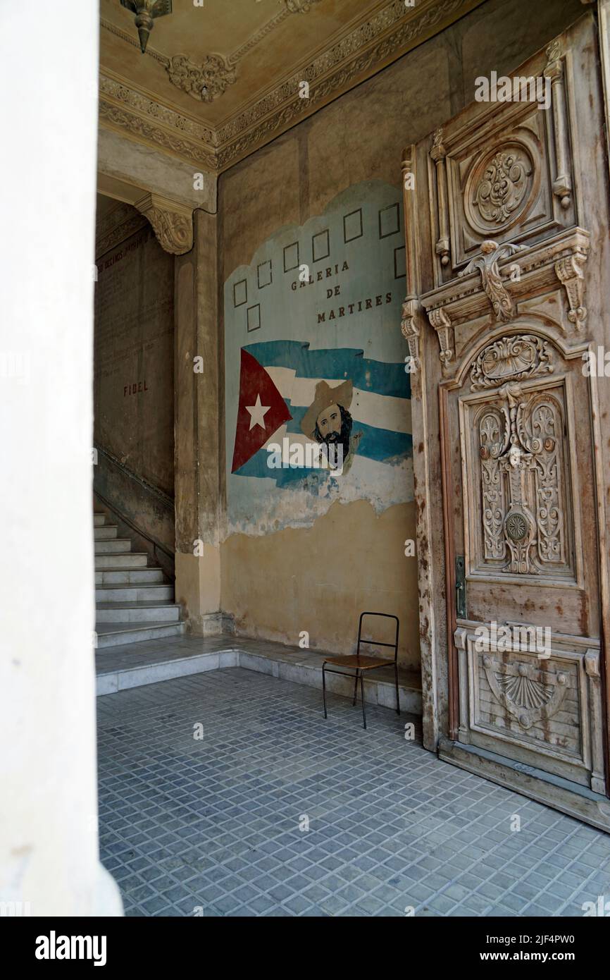 Magnificent staircase hi-res stock photography and images - Alamy