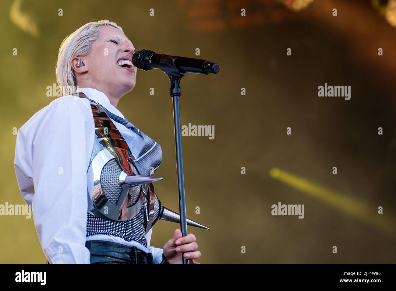 Drew sycamore hi-res stock photography and images - Alamy