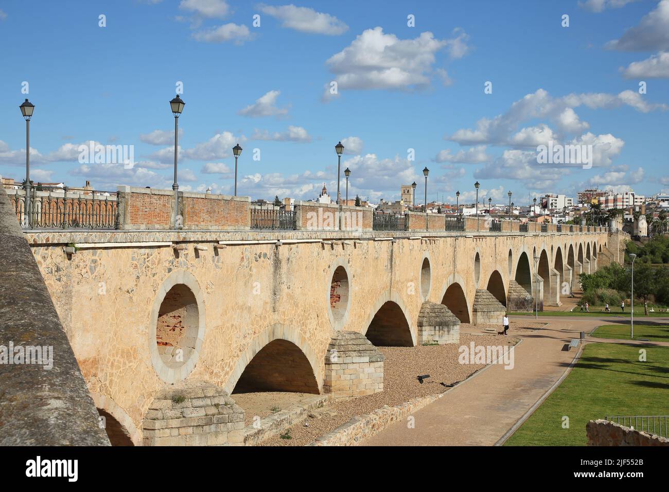 Historic arch bridge hi-res stock photography and images - Alamy