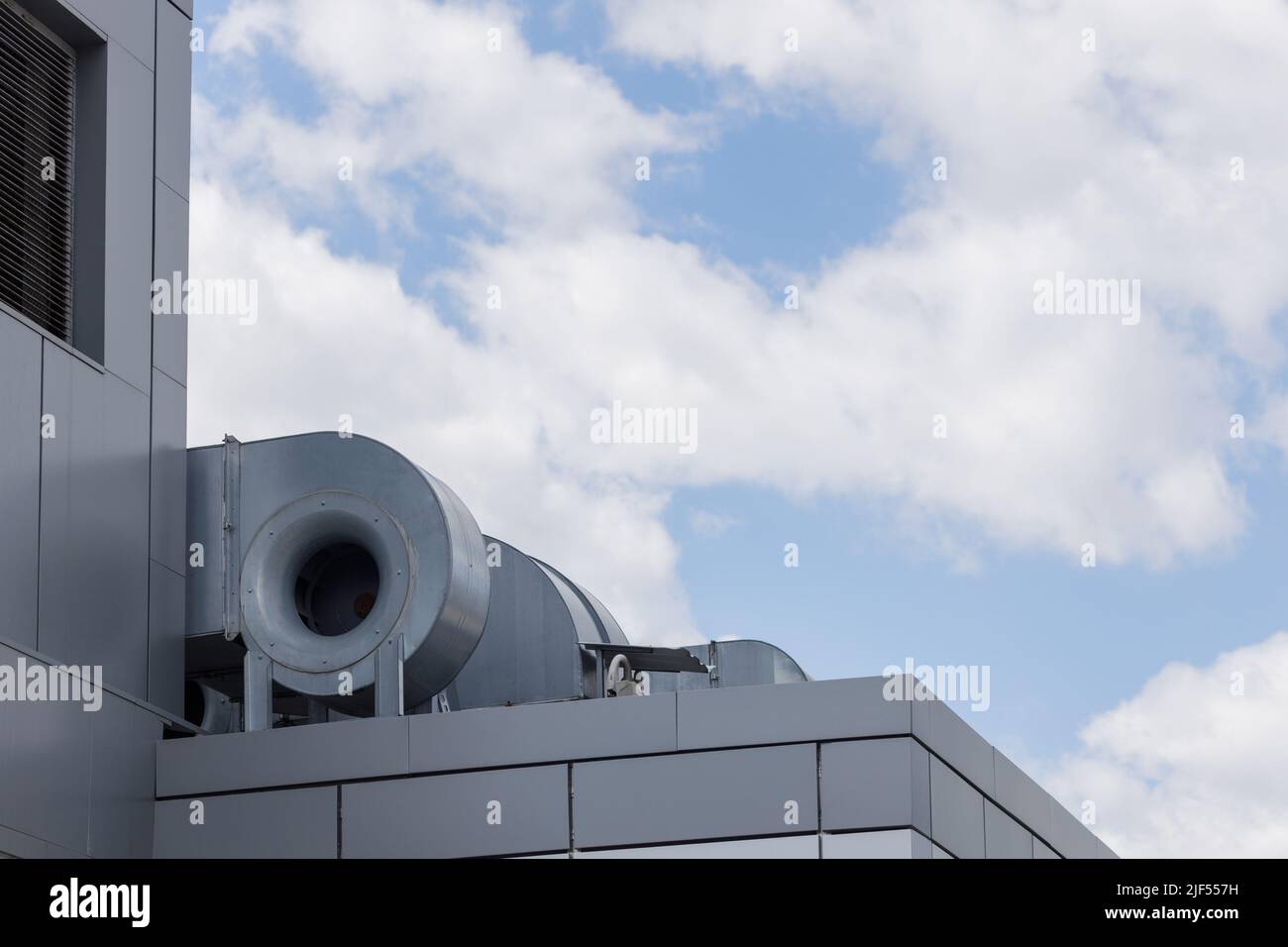 Compressor building hi-res stock photography and images - Alamy