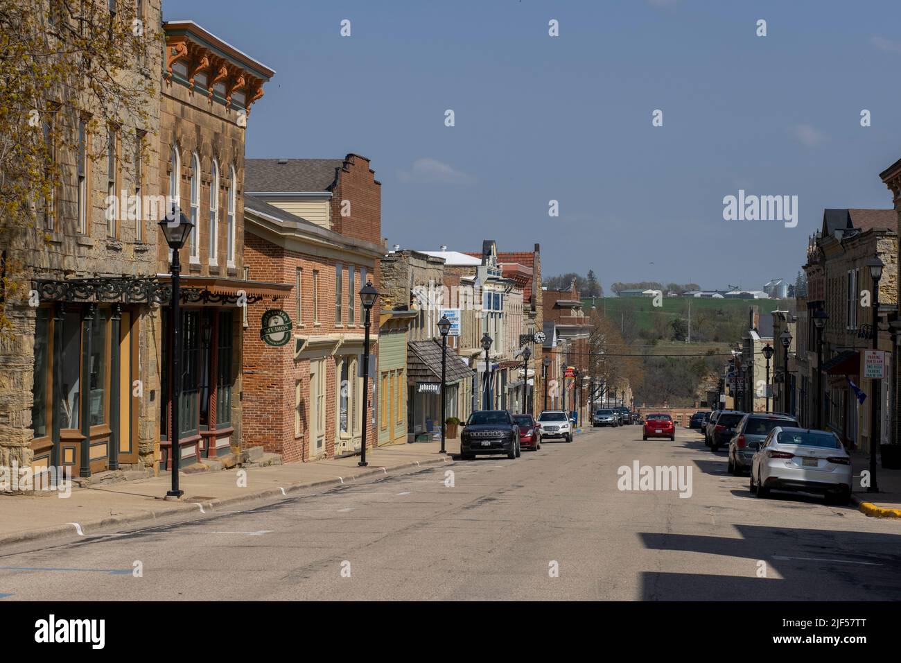 Main street iowa hi-res stock photography and images - Alamy