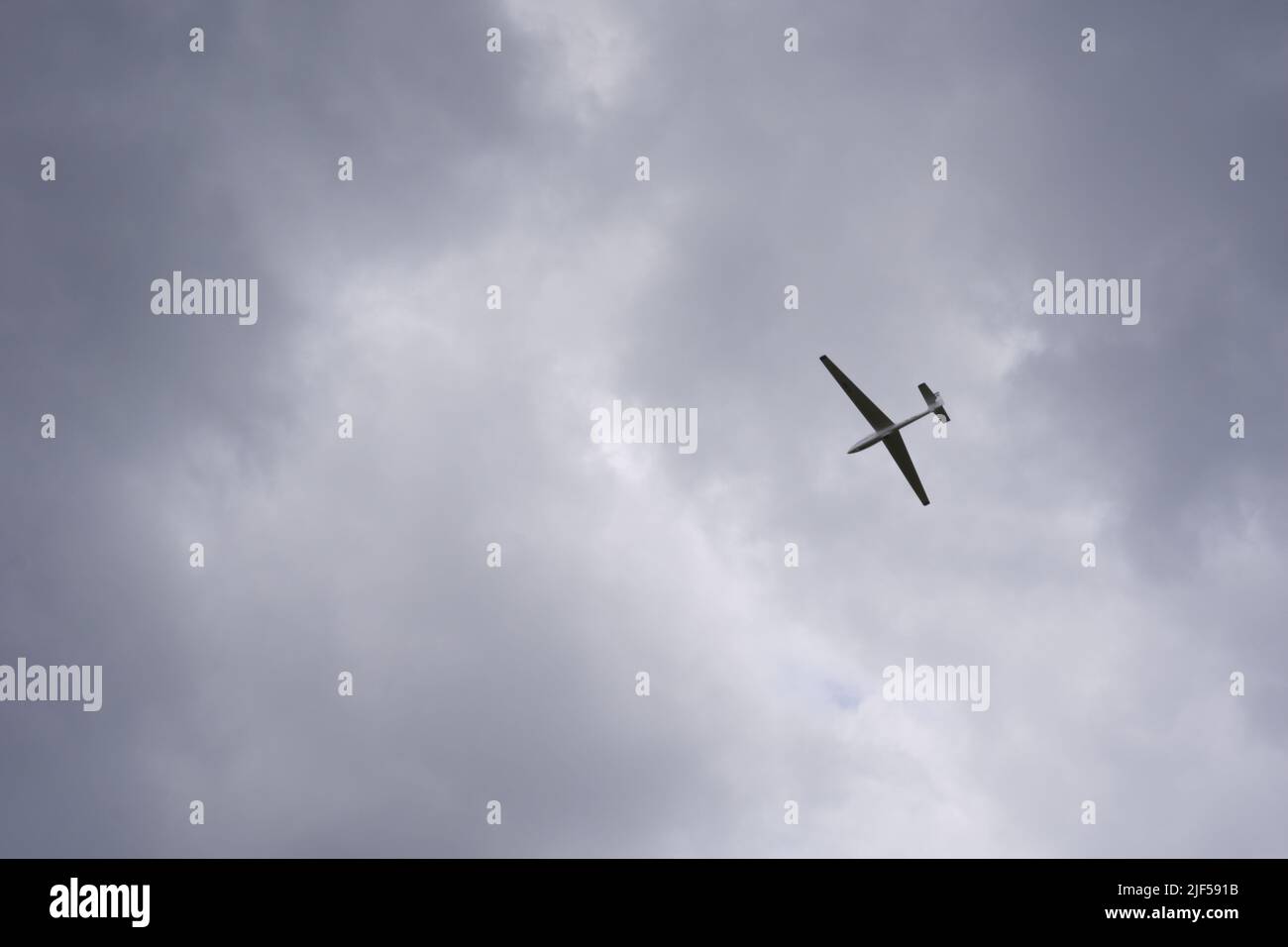Glider flight hi-res stock photography and images - Alamy