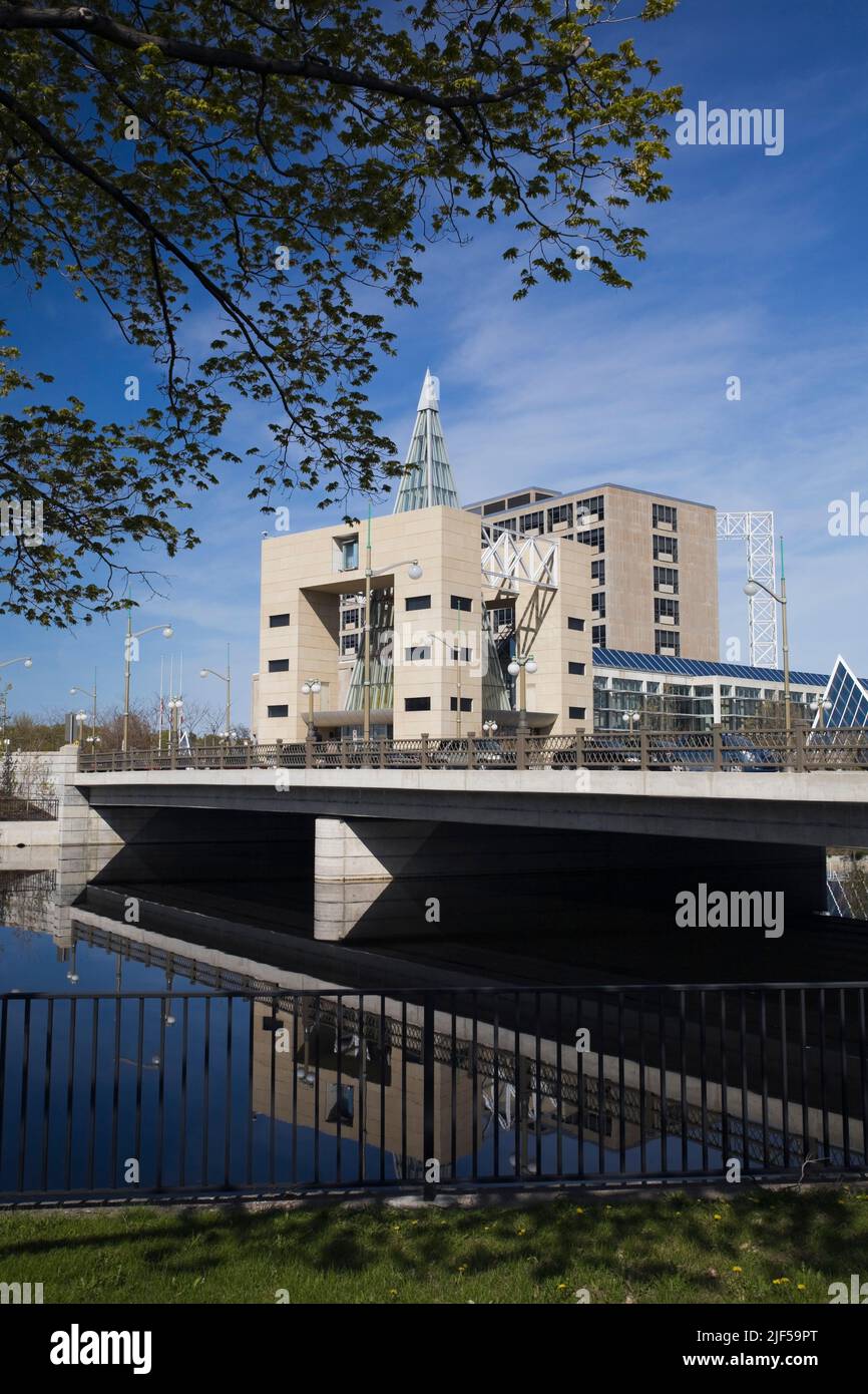 Ottawa city hall hi-res stock photography and images - Alamy
