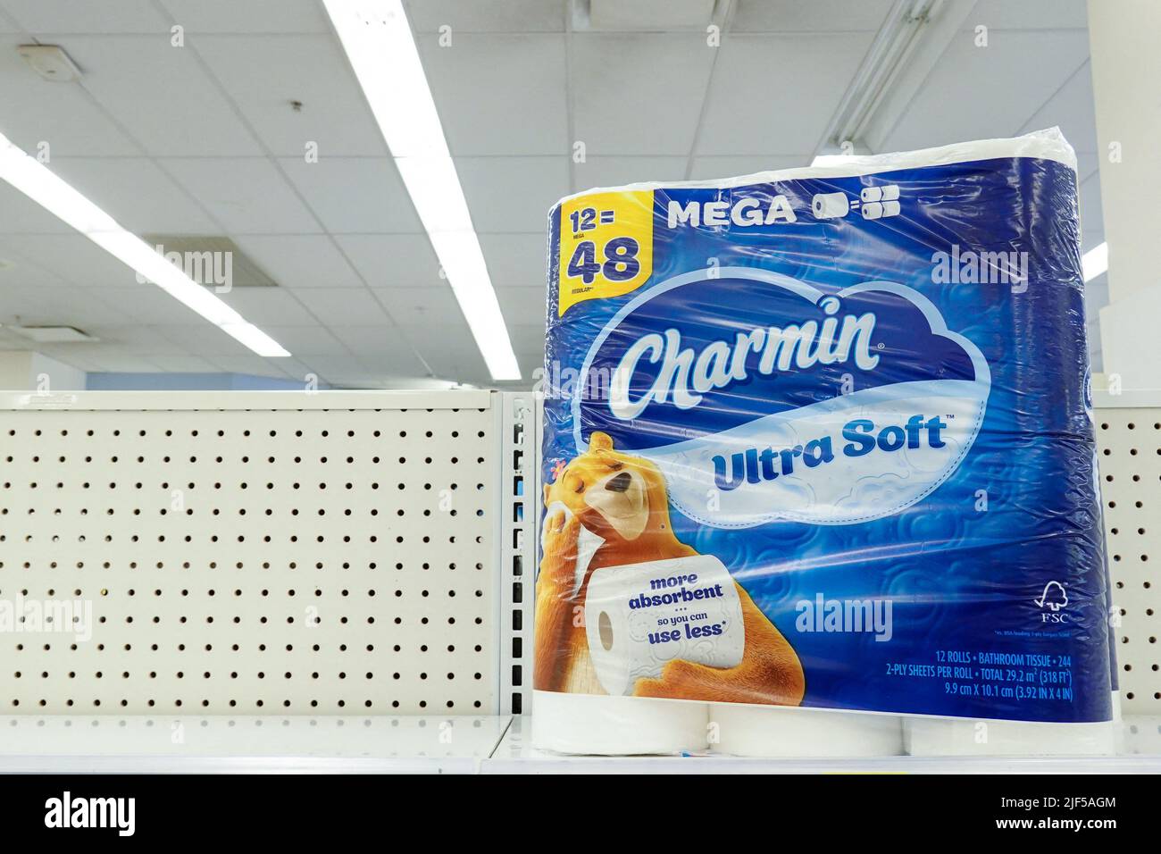 Charmin toilet hi-res stock photography and images - Alamy