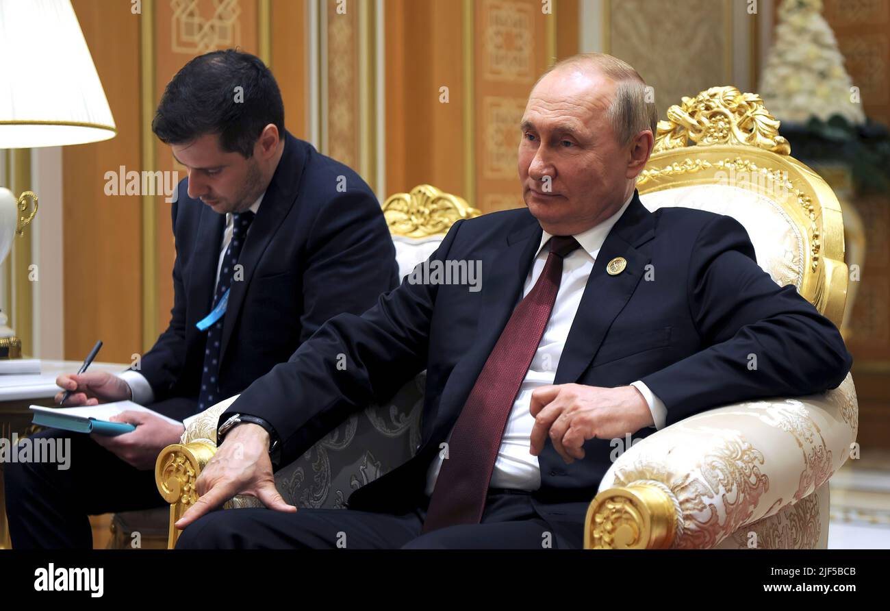 Russian President Vladimir Putin in meeting with President of Iran ...