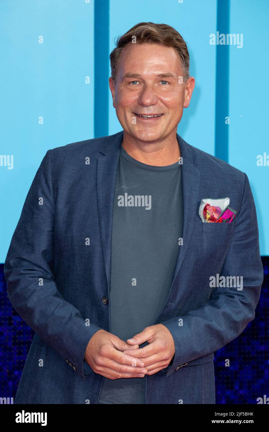 Everybody’s talking about jamie film hi-res stock photography and ...