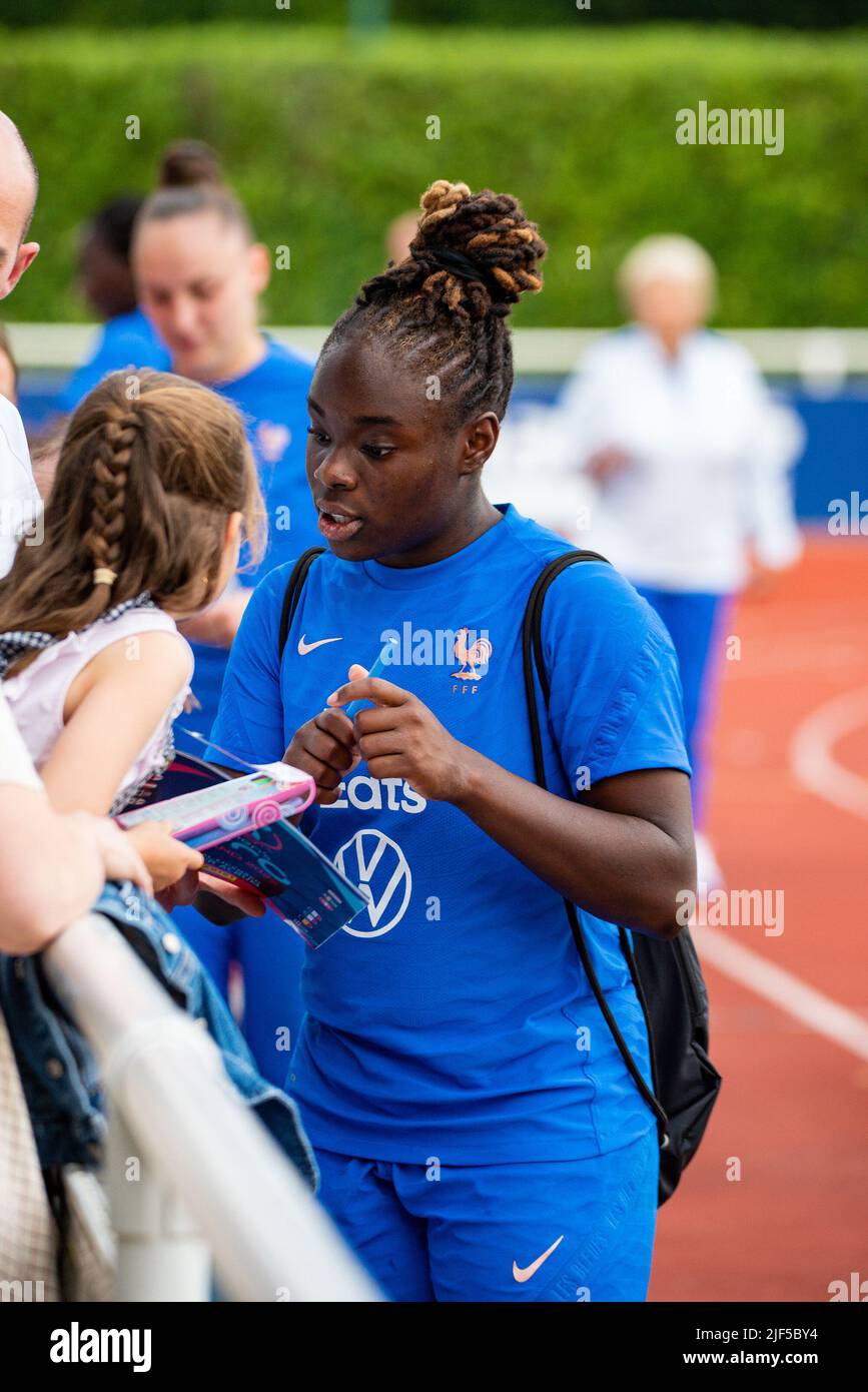 Sandy Baltimore of France signing autographs to the fans during the ...