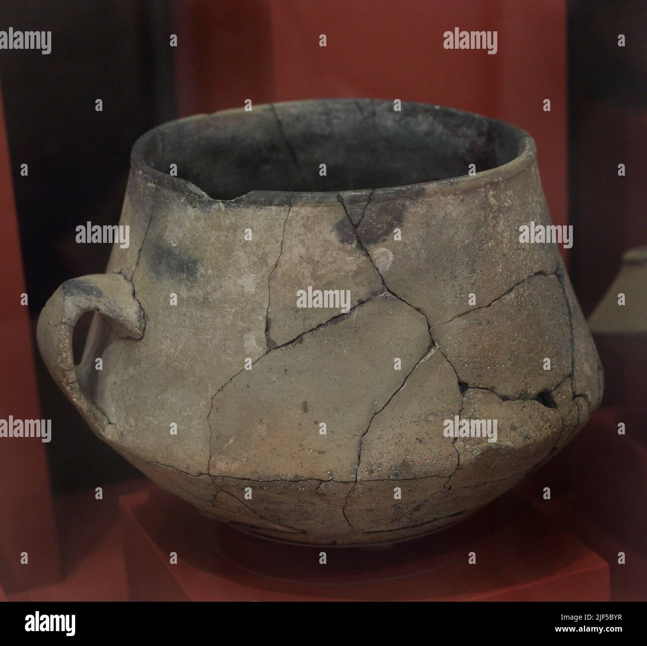 Prehistoric slingshot stone hi-res stock photography and images - Alamy